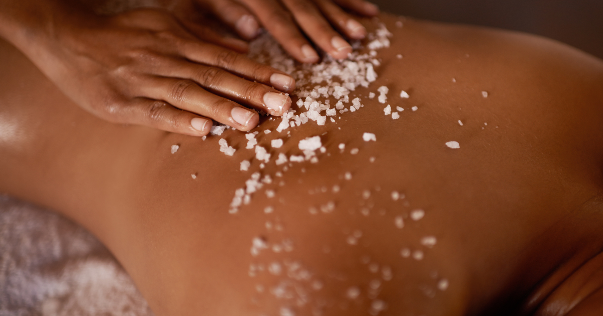 Soins du Corps : Exfoliation et Enveloppement au Spa Le Relais